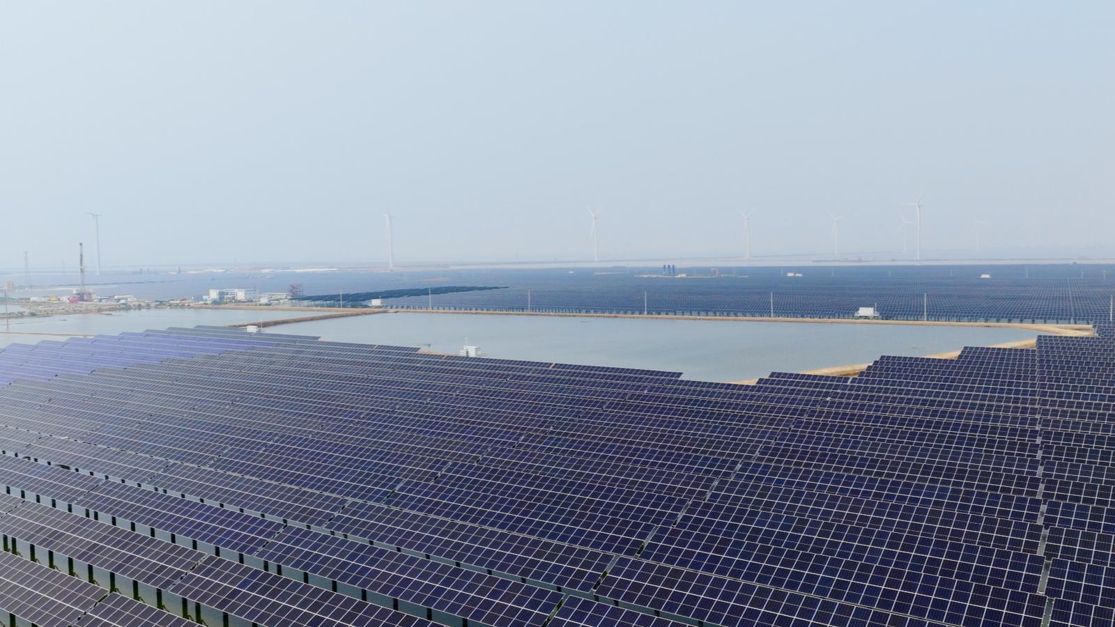 400MW Fishery-PV Fixed Ground-mounted System | Shandong, China